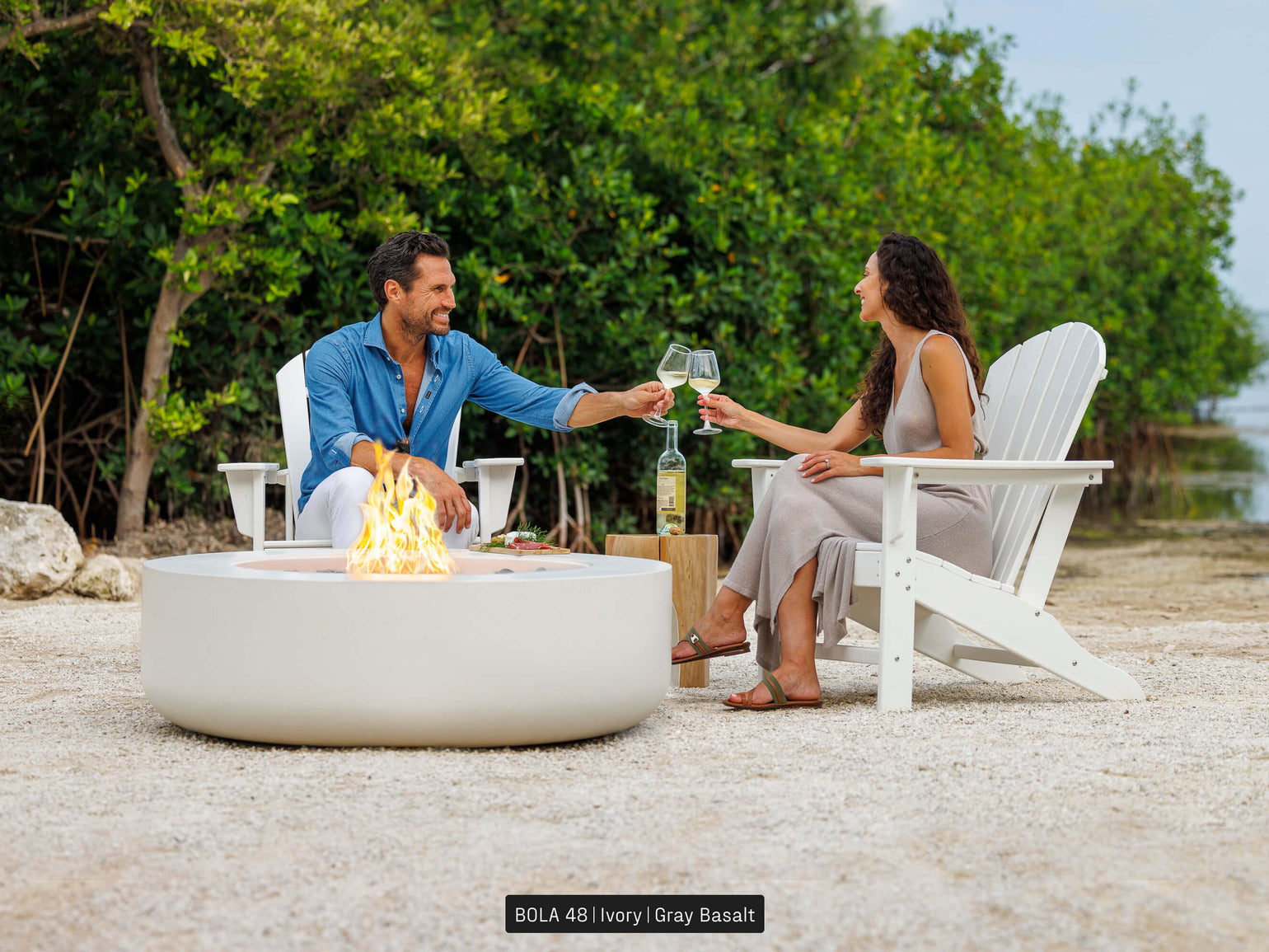 BOLA – Modern Concrete Fire Table | Lumacast