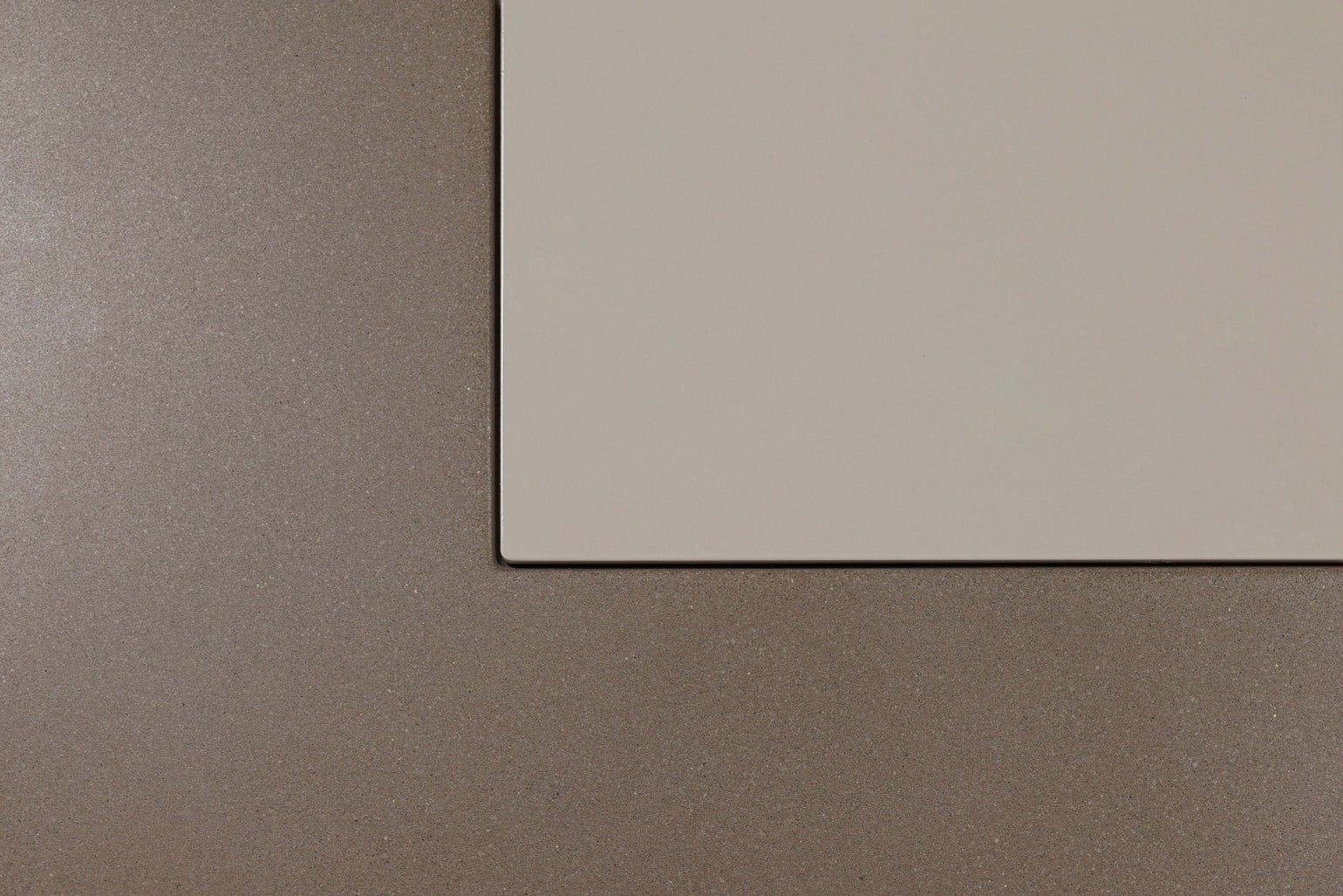Taupe – Lumacast