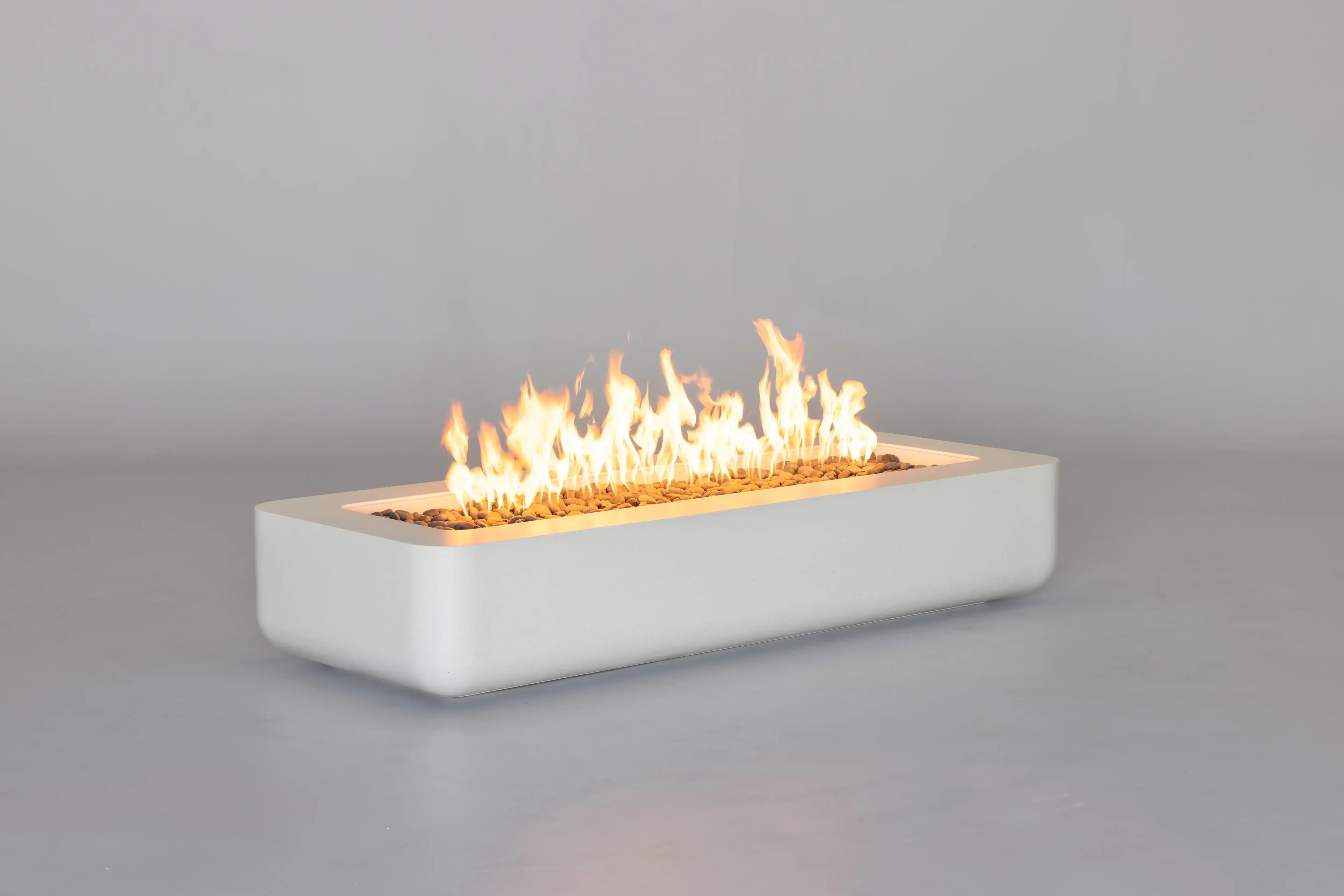 RAIO – Modern Concrete Fire Table | Lumacast